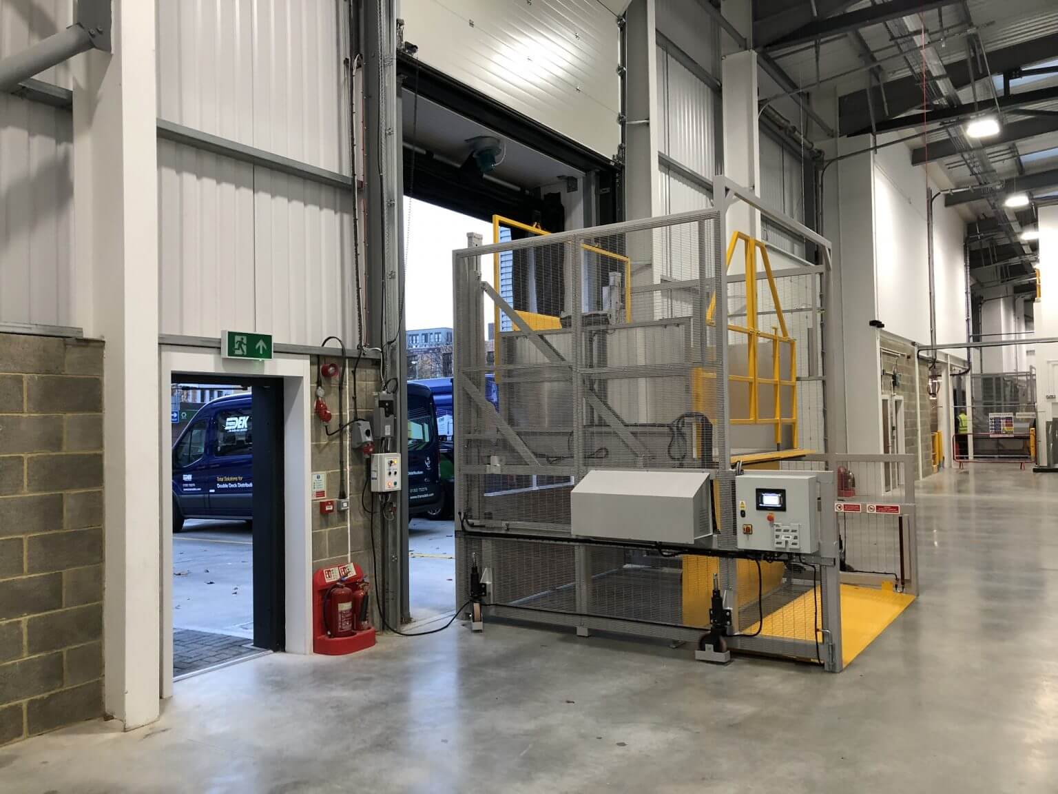 Dock Lifts | Loading Bay Dock Lifts | Transdek MLS