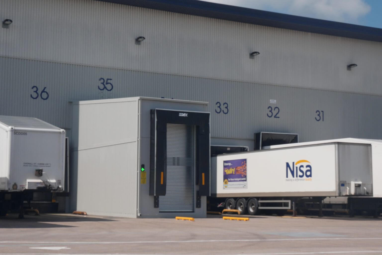 Double Deck Lifts Installed for NISA DHL