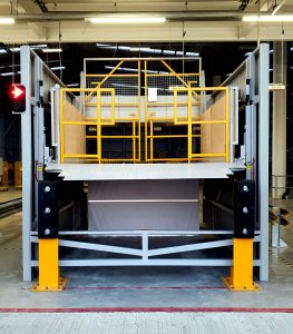 Vehicle Dock Lifts | Transdek Modular Loading Solutions