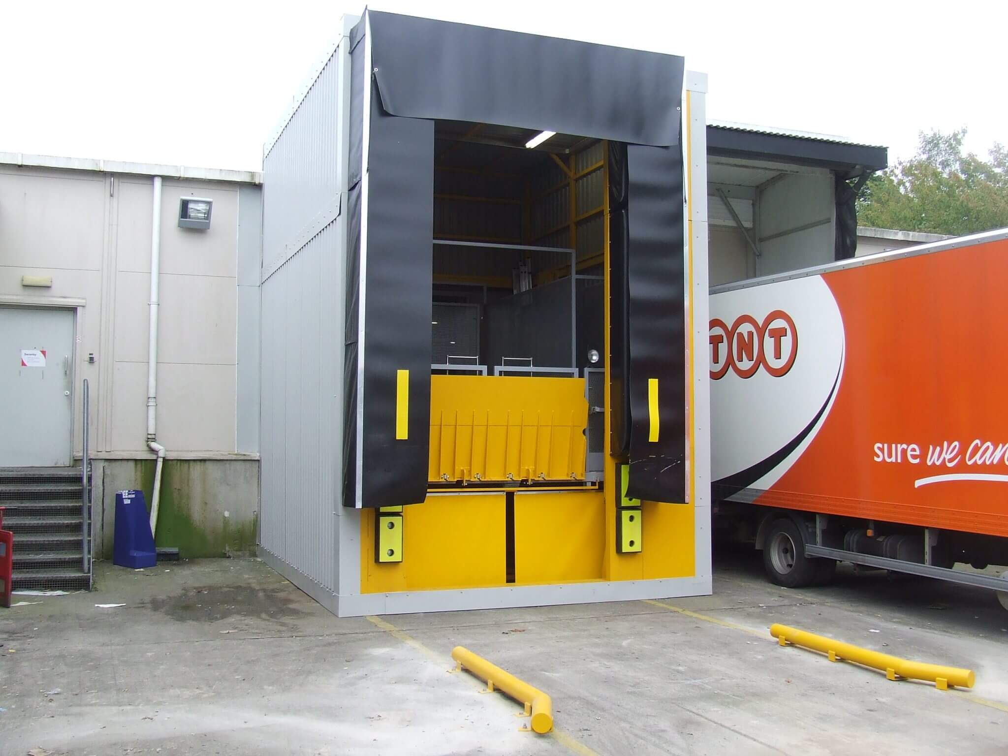Dock Levellers for the Loading Bay | Transdek