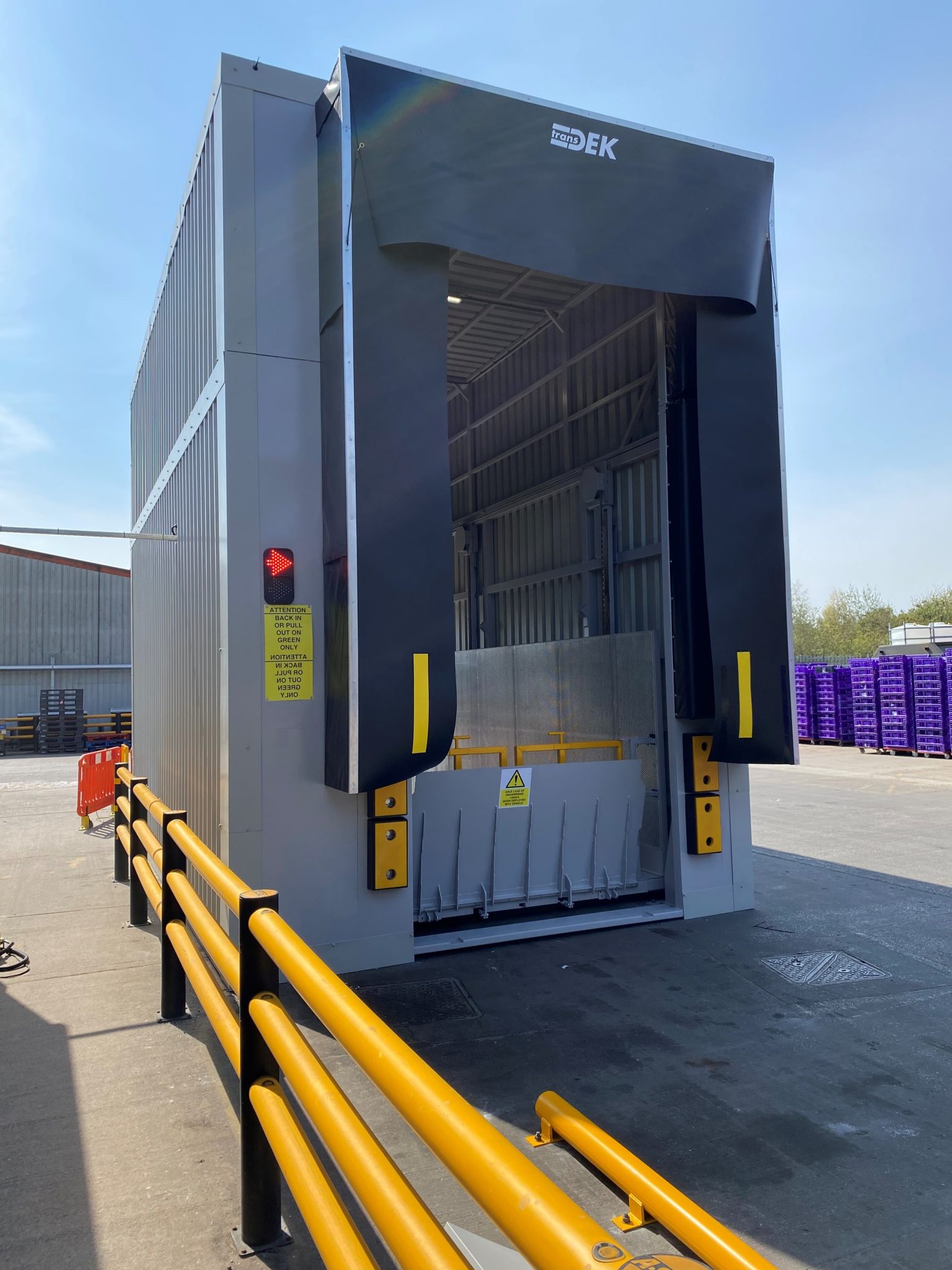 Vehicle to Ground Yard Lifts | Transdek MLS