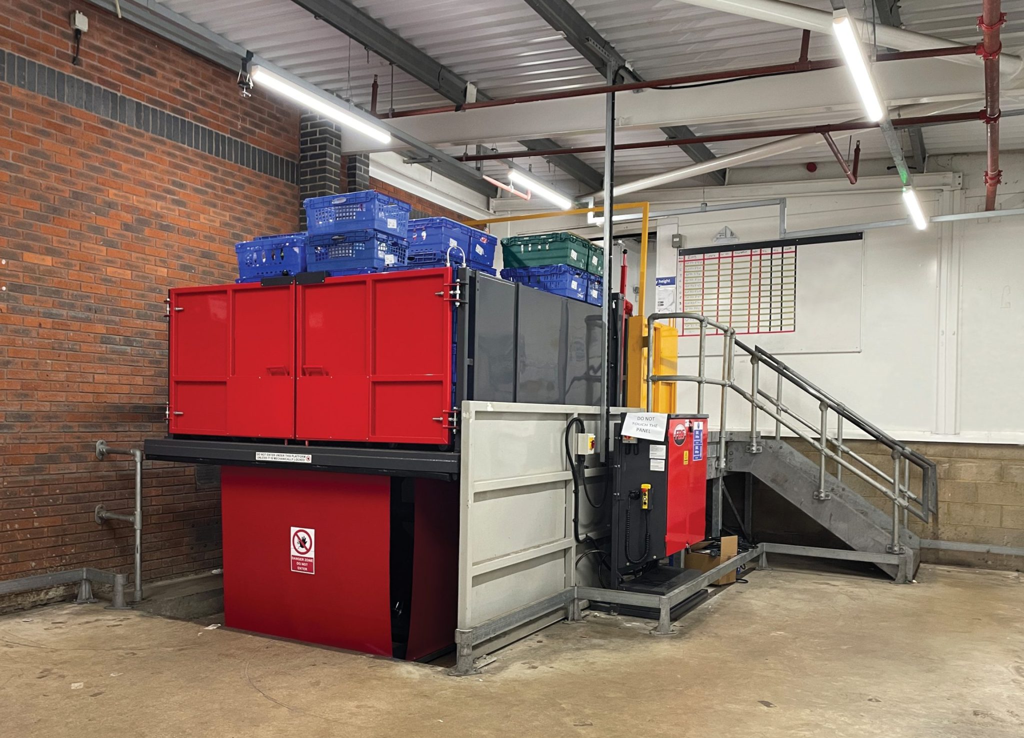 Scissor Lifts for Loading Bays | Transdek UK Ltd